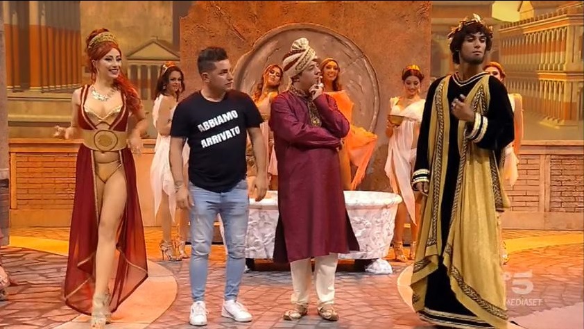 Ciao Darwin 8 web vs tv, sfilata, defilé, intimo, Padre Natura, Follettina