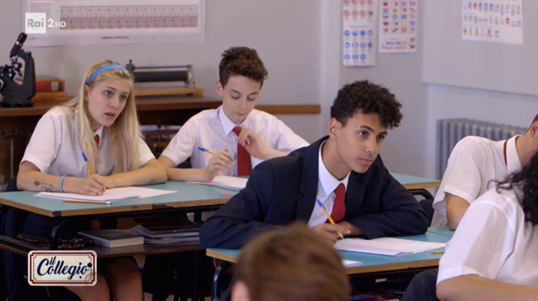Il Collegio 4 diretta 26 novembre promossi bocciati esami finali