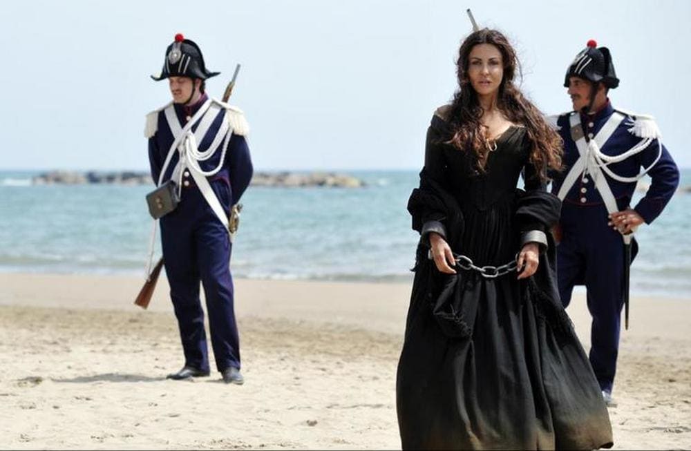 Né con te né senza di te film - trama, cast, finale, attori, dove è girato