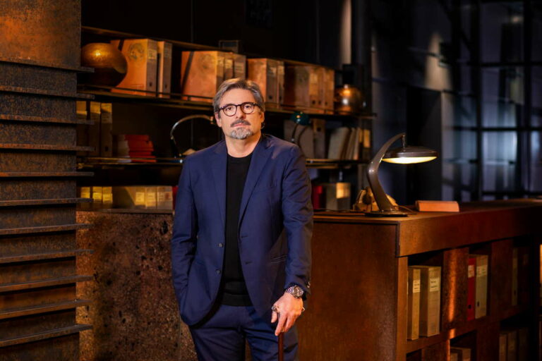 Pino Rinaldi Rai 2, Detectives, puntate, argomenti, ospiti, quando in onda