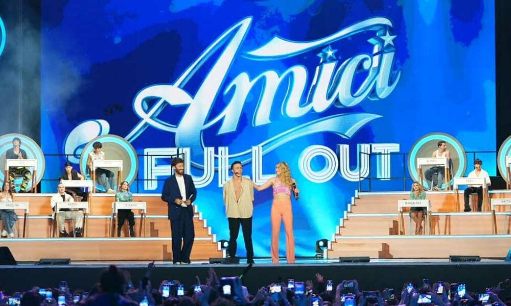 Amici Full Out, cast, cantanti, ospiti, scaletta, Italia 1