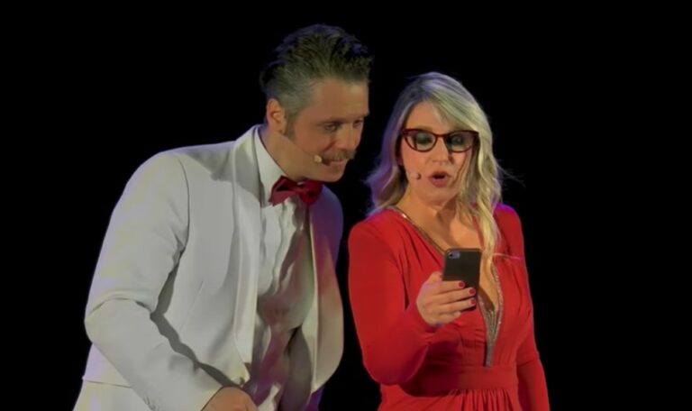 Nove Comedy Club 18 gennaio, Finché social non ci separi, Follesa