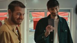 Pubblicità Vodafone 2024, descrizione, recensione, Cattelan