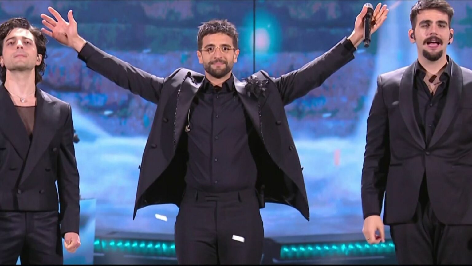 Zelig 2025 ultima puntata, cast, comici, ospiti Il Volo, bilancio ascolti