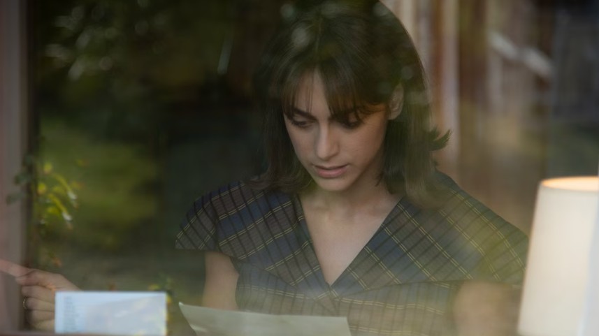 Miss Fallaci Neve a Hollywood, Il grande amante, trame, cast